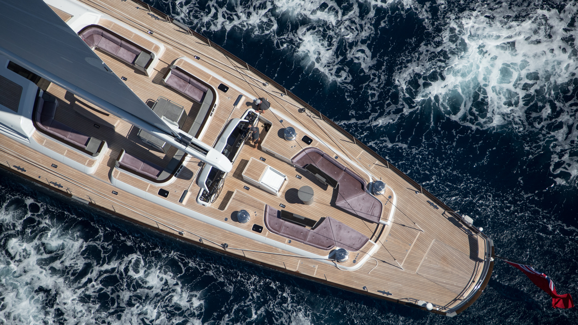 HULL DOORS | Baltic Yachts